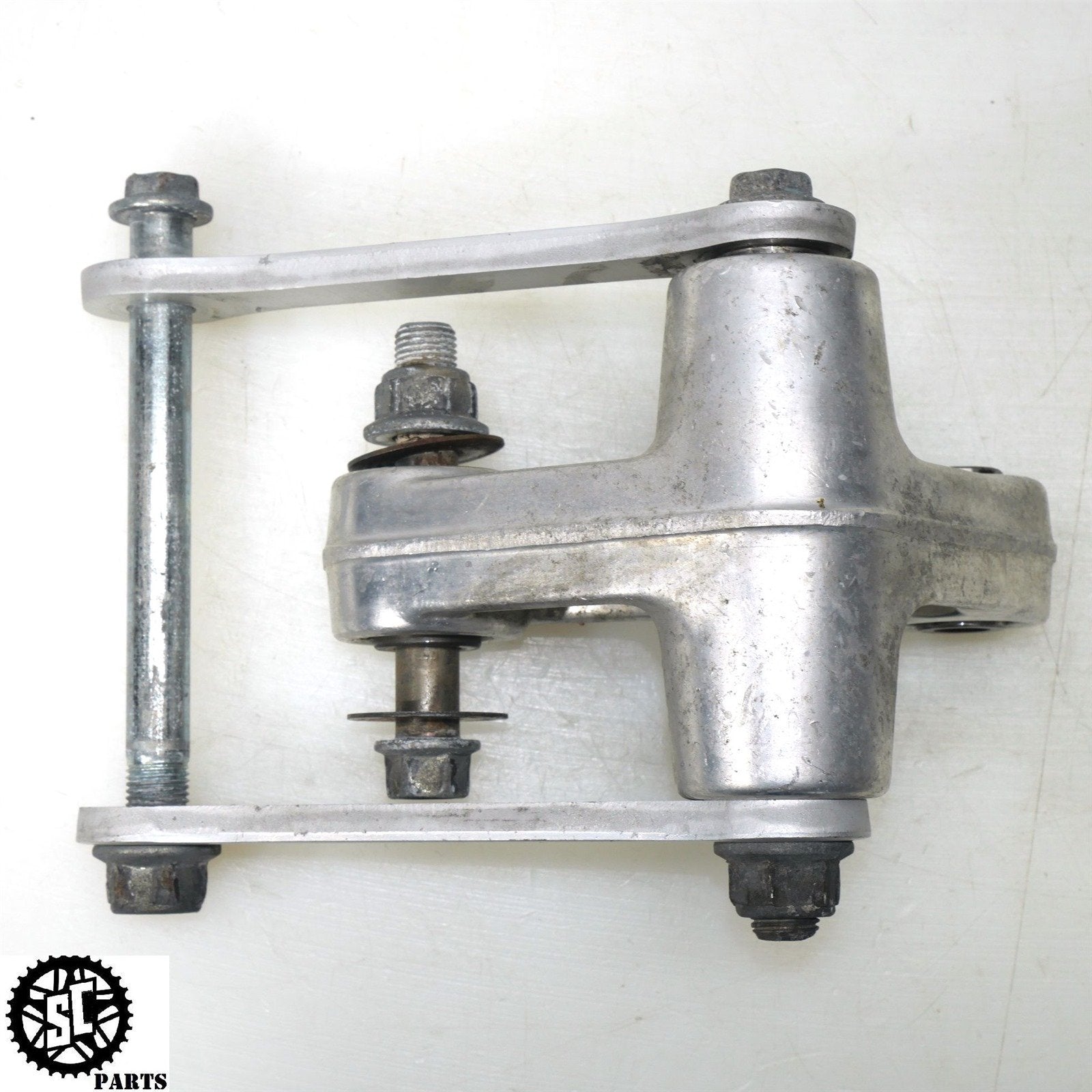 01-07 SUZUKI HAYABUSA REAR SHOCK SUSPENSION LINKAGE DOG BONE S31 ...