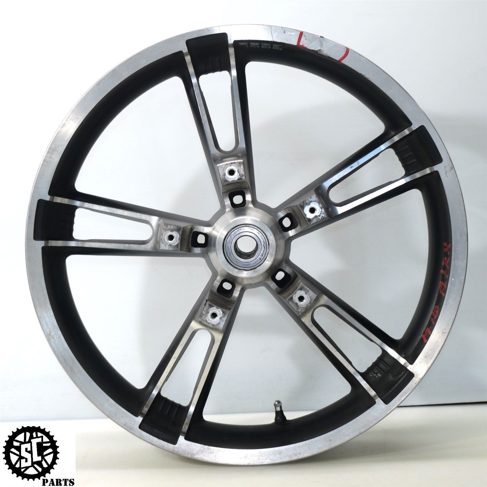 2019 HARLEY DAVIDSON ROAD GLIDE ENFORCER FRONT WHEEL RIM 19X3.5 SB HD5 ...