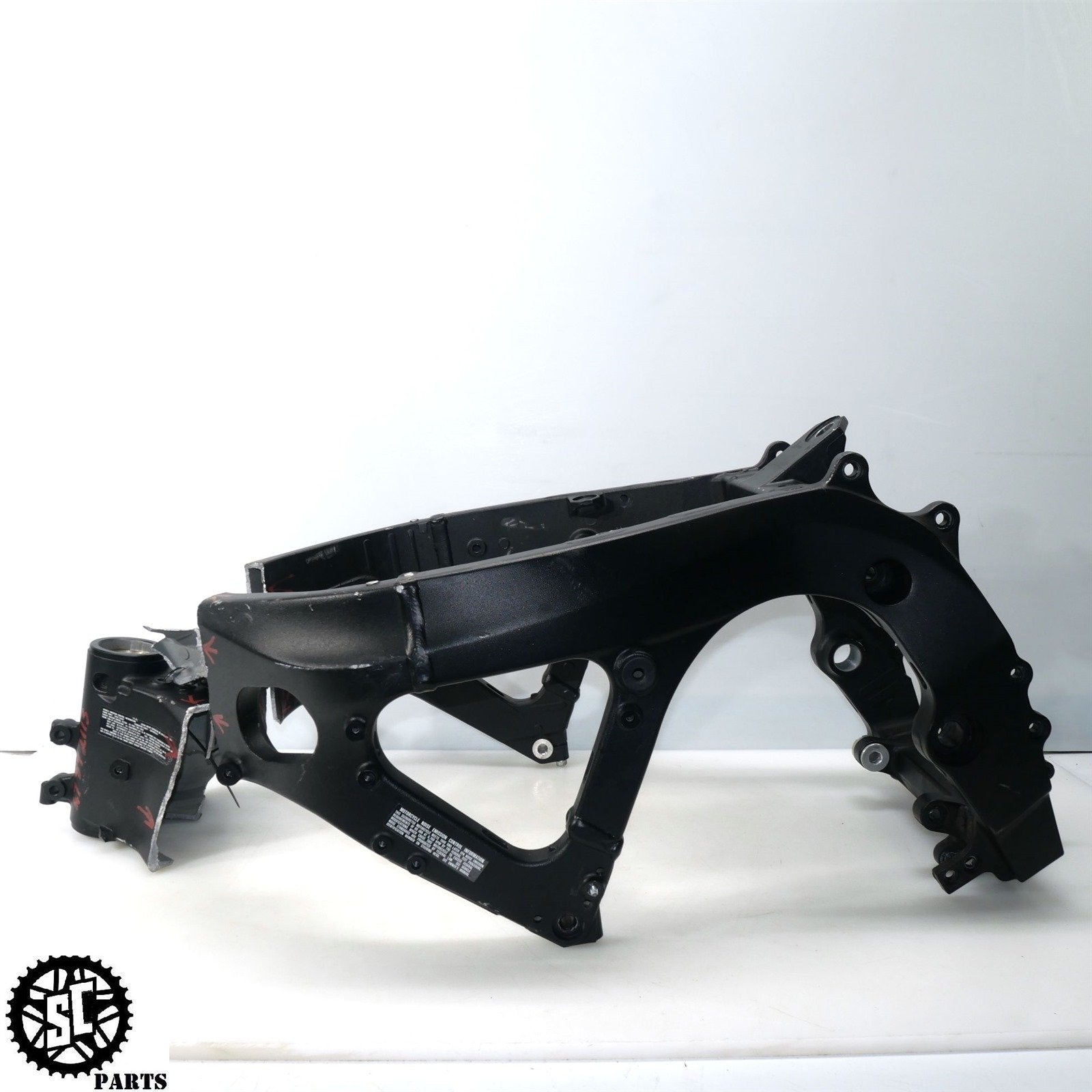 11-20 SUZUKI GSXR 750 MAIN FRAME CHASSIS *S* S12 2014 – SALVAGECYCLEPARTS