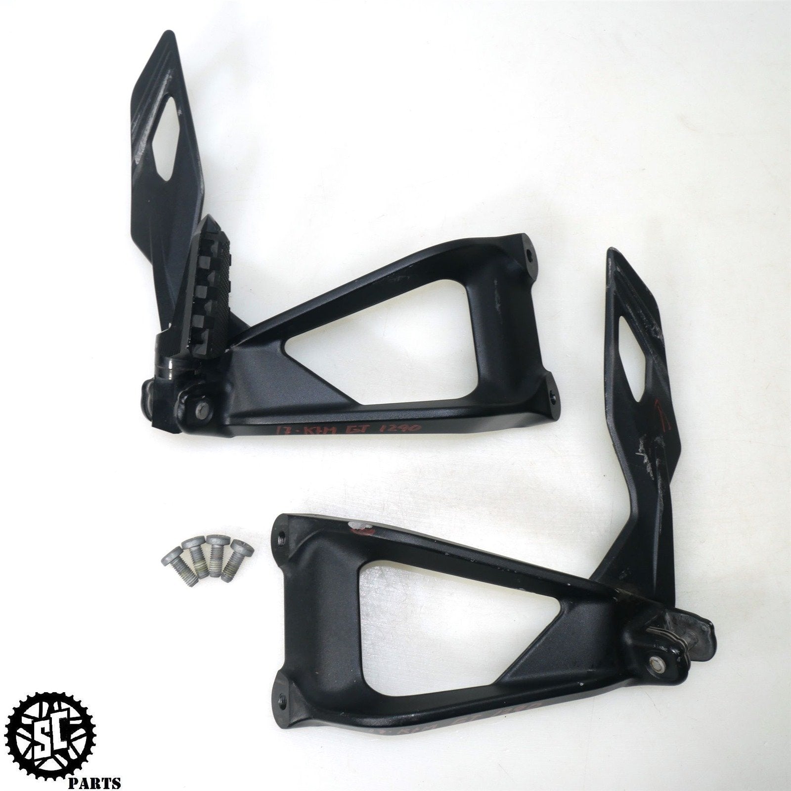2017 KTM 1290 SUPER DUKE GT REAR PASSENGER BACK FOOT PEG M05 ...