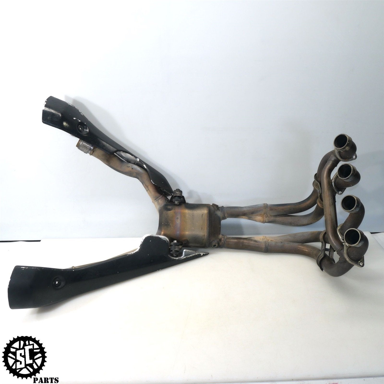 22 23 SUZUKI HAYABUSA EXHAUST HEADER S75 – SALVAGECYCLEPARTS